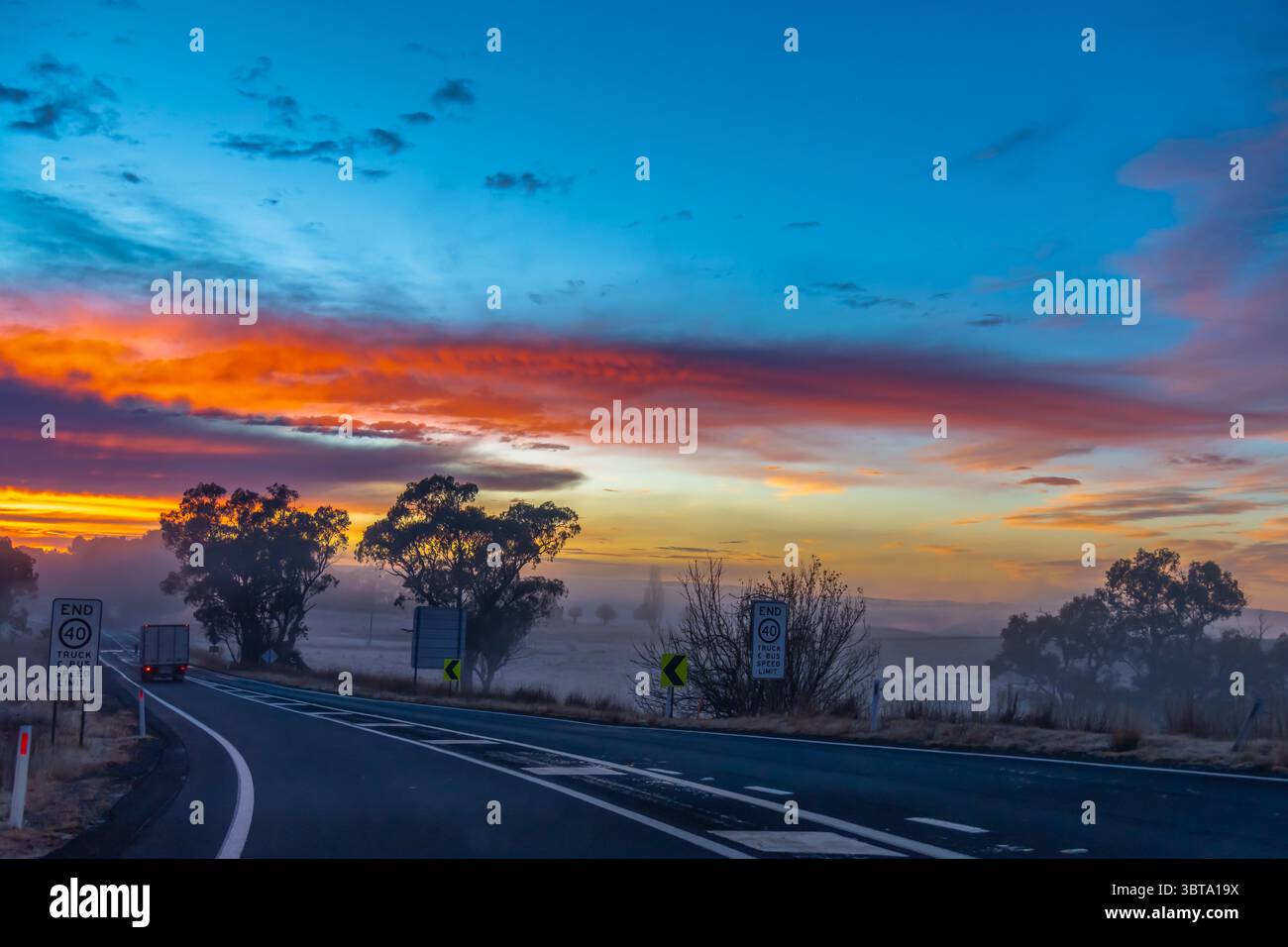 Road trip Sunrise landscape views over the countryside between Blayney ...