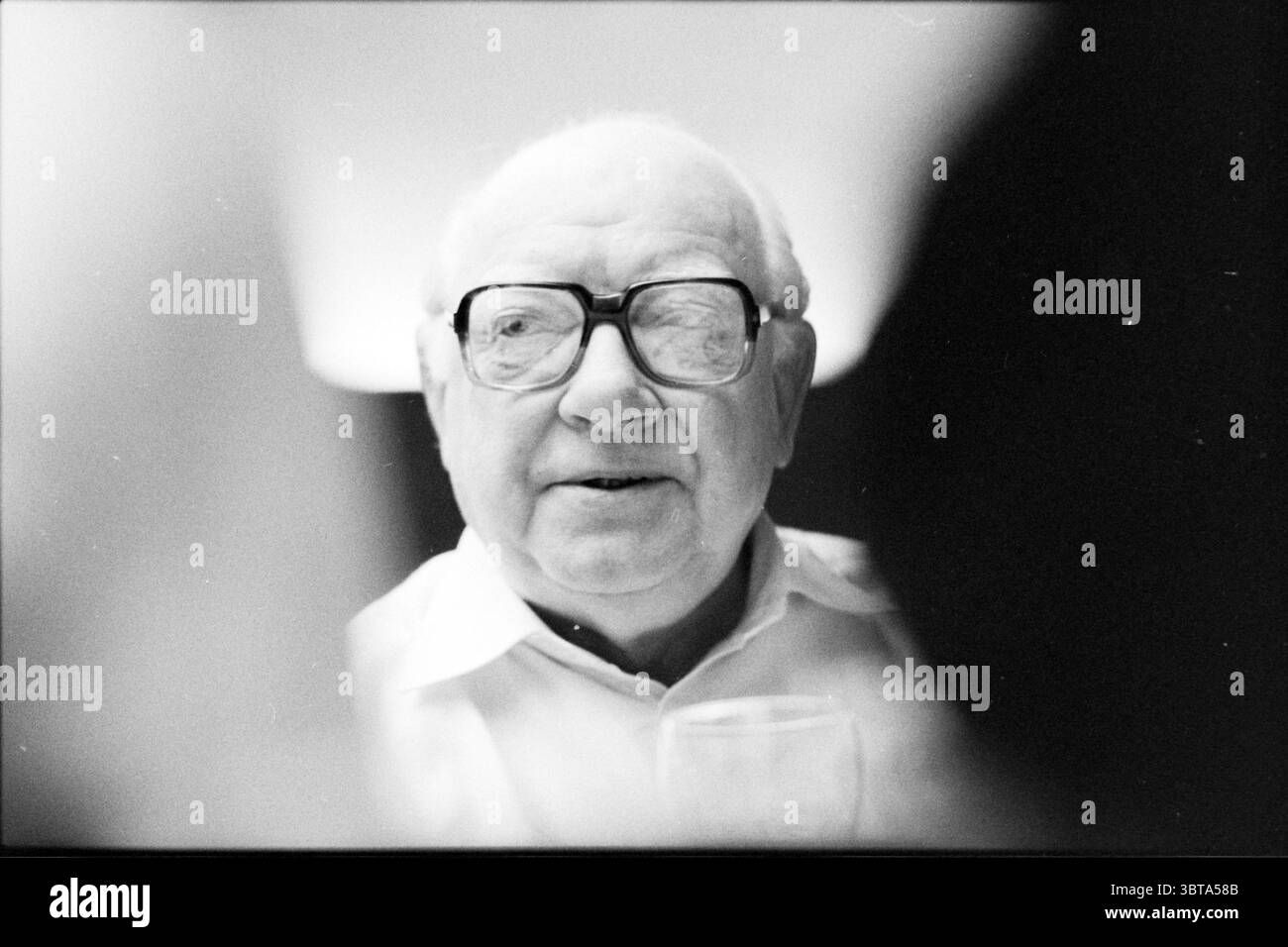 Portrait Arthur Lowe English actor NOS Hilversum Portraits Hilversum ...
