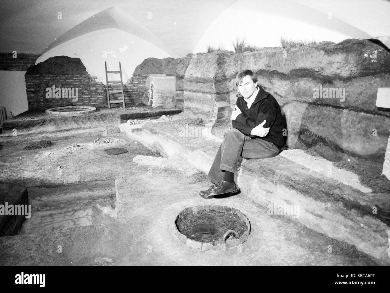 Visible underground structures hi-res stock photography and images - Alamy
