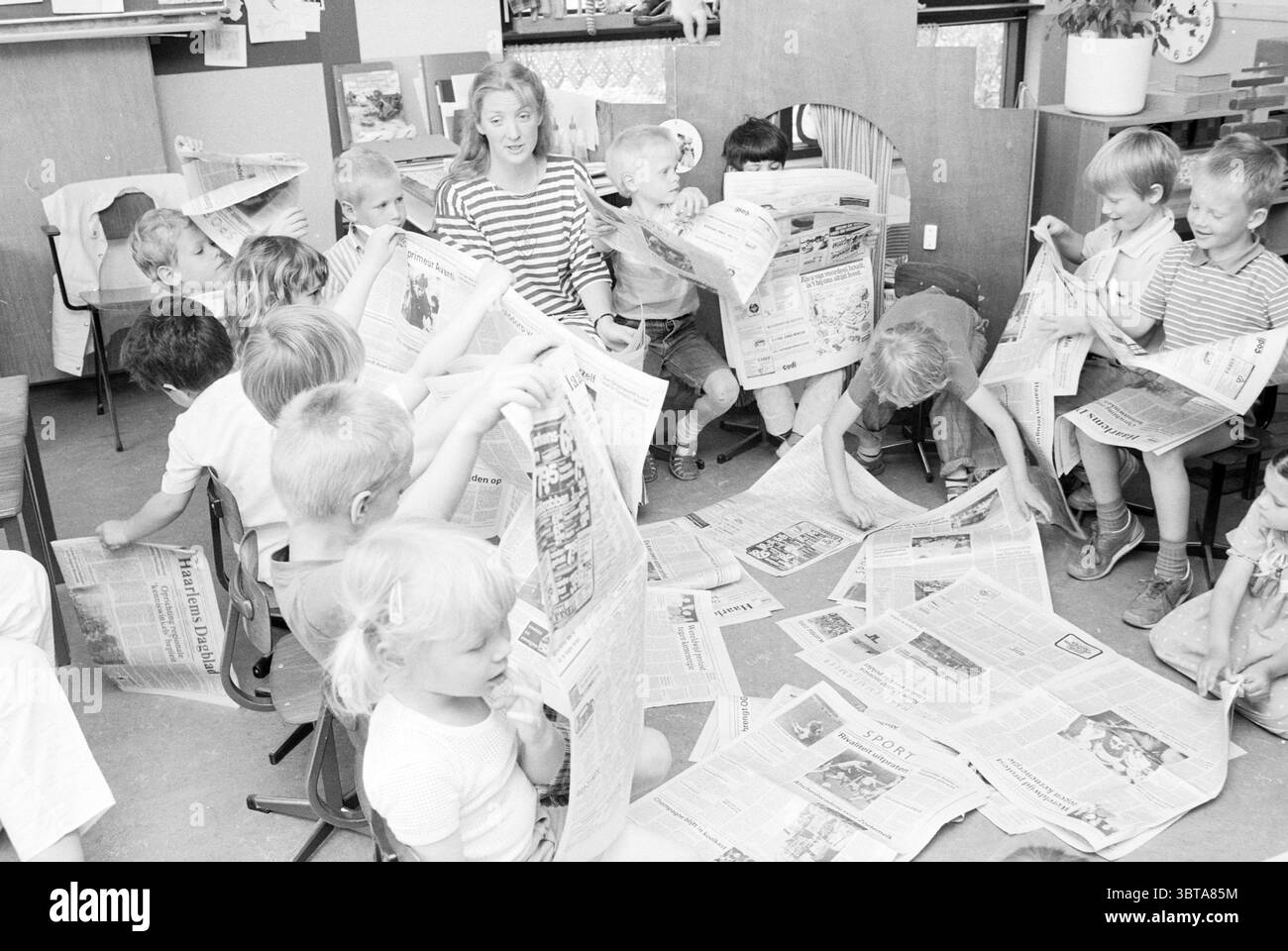 Preschool Montessori school with newspapers Nieuw-Vennep Preschoolers ...