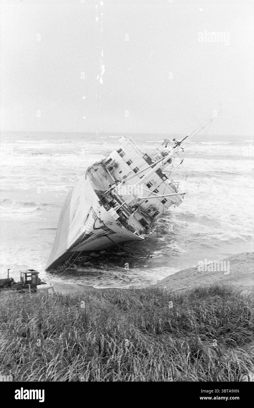 Distressed ship partially grounded hi-res stock photography and images ...