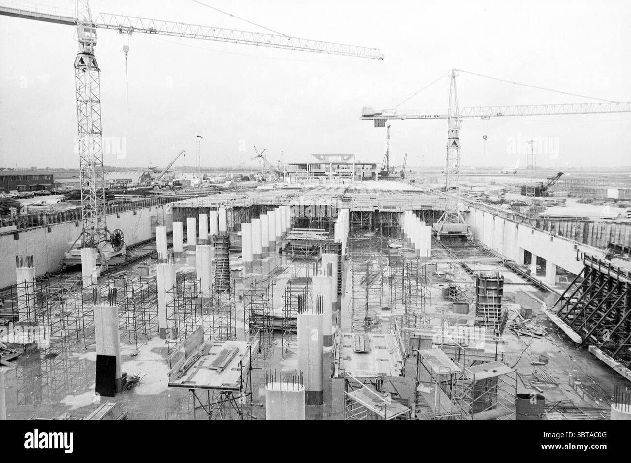 Scaffolding envelops various sections hi-res stock photography and ...