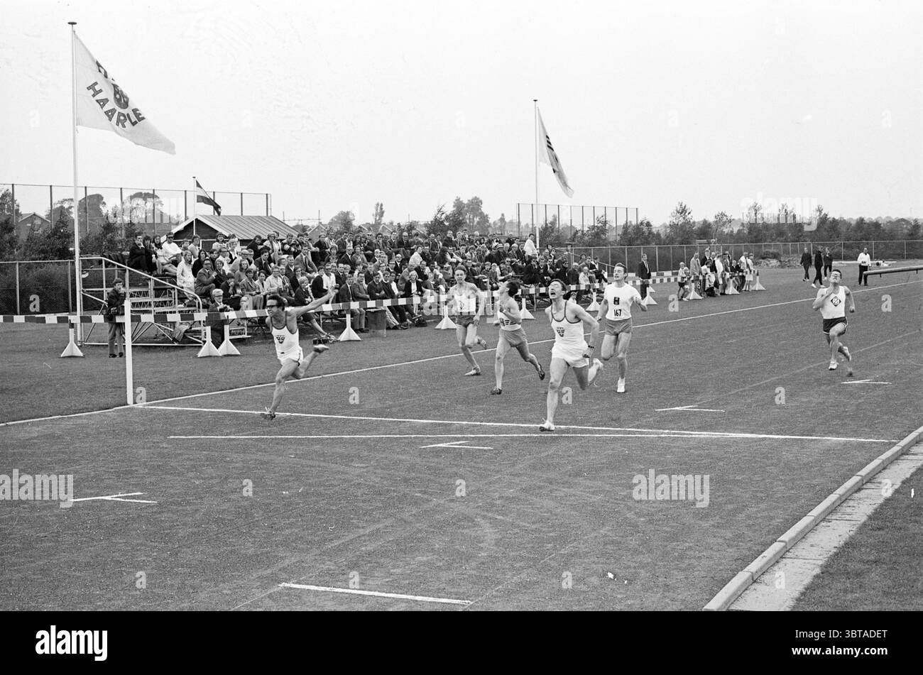 Individual racing styles hi-res stock photography and images - Alamy