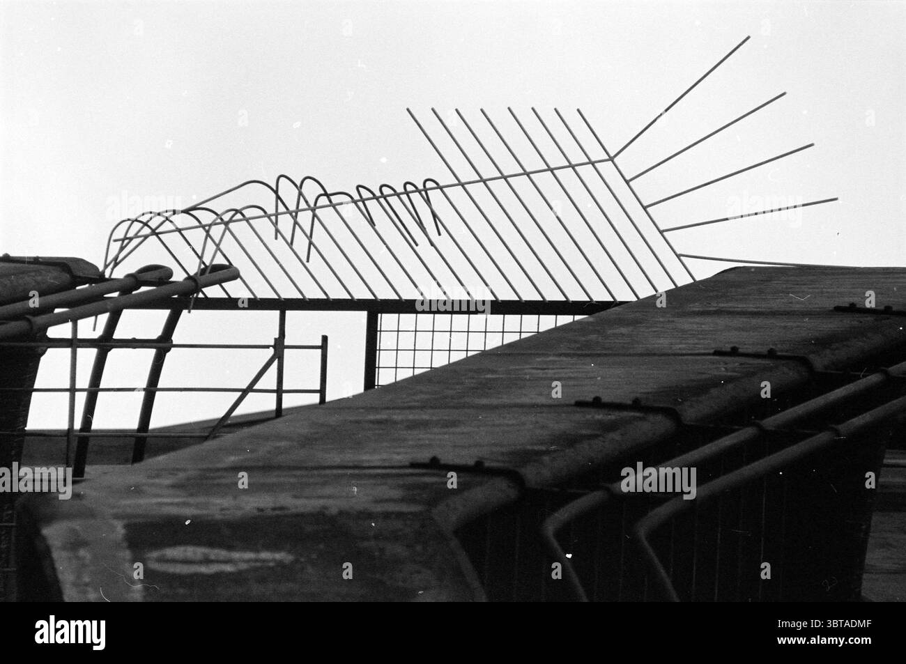 Angles draws hi-res stock photography and images - Alamy