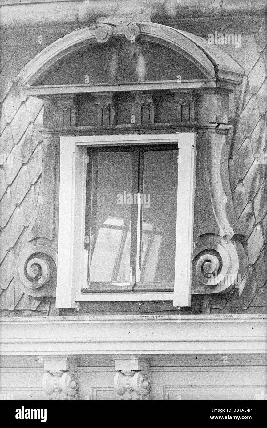 Dormer window Nassaulaan Daken Haarlem Nassaulaan The Netherlands ...