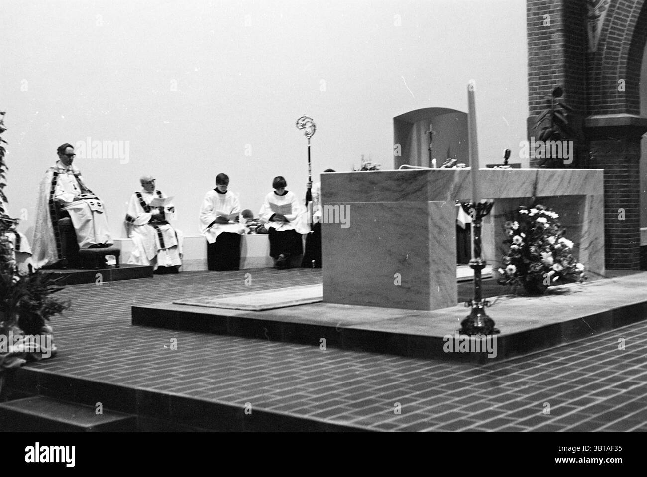 Simple altar made of stone hi-res stock photography and images - Alamy