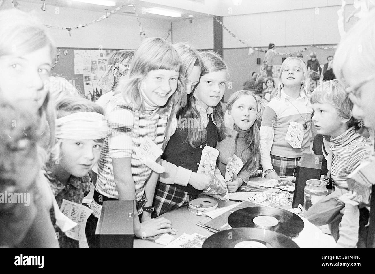 Showcasing 1970s fashion hi-res stock photography and images - Alamy