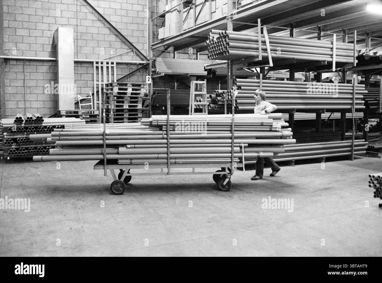 Cinder blocks Black and White Stock Photos & Images - Alamy