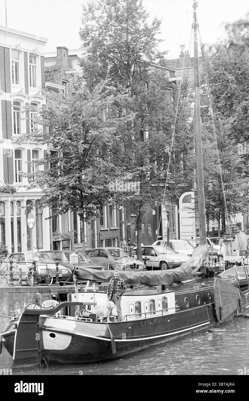 Large houseboat Black and White Stock Photos & Images - Alamy