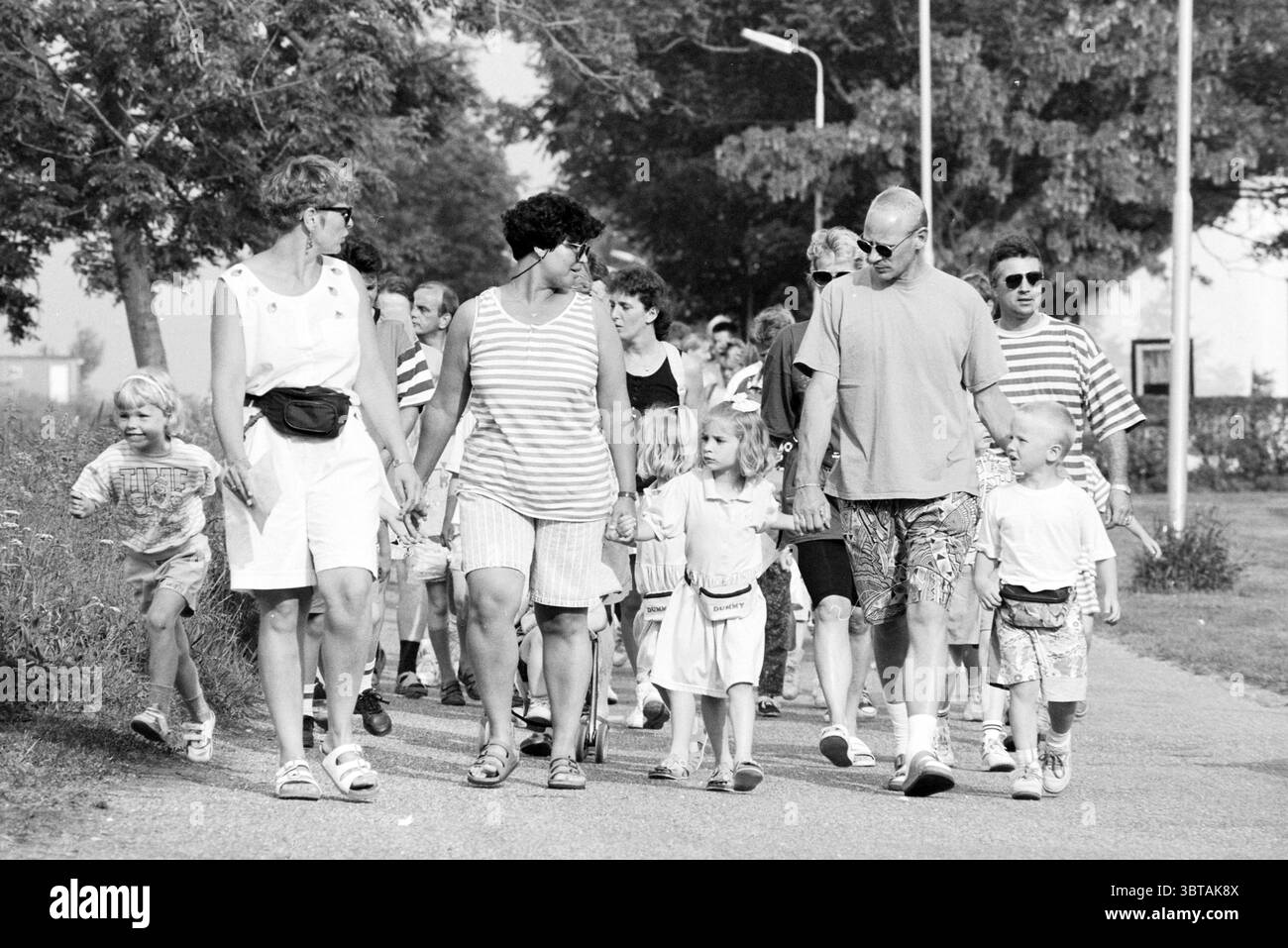 Diverse outfits mingle hi-res stock photography and images - Alamy