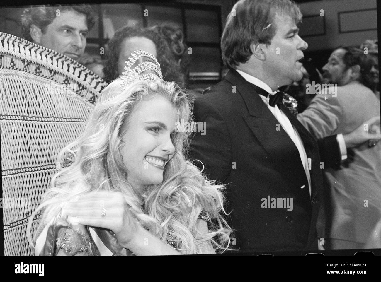 Dutch Miss Universe Claus Hoofddorp The Netherlands, Whizgle News ...