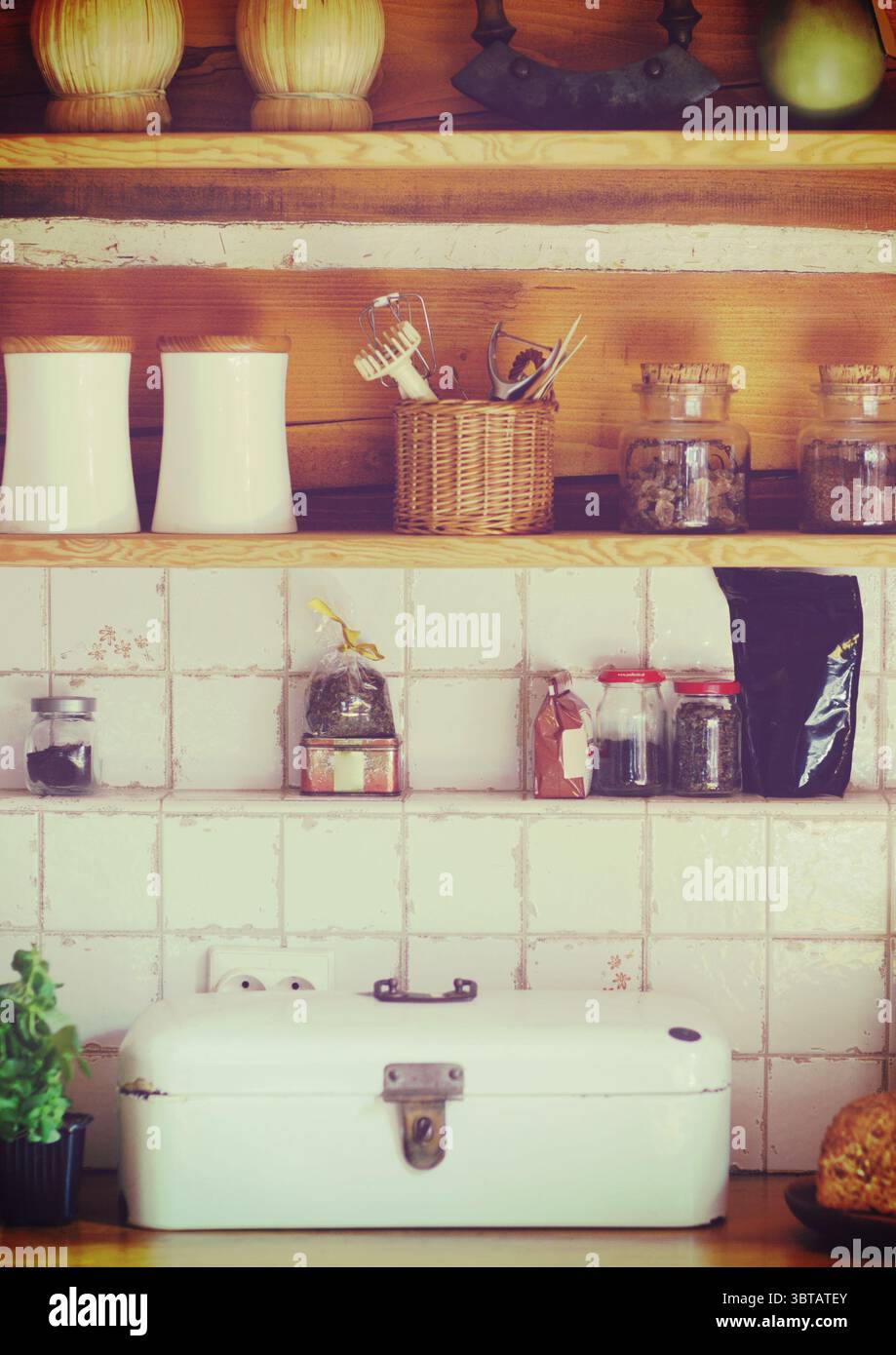 Container on kitchen counter hi-res stock photography and images - Alamy