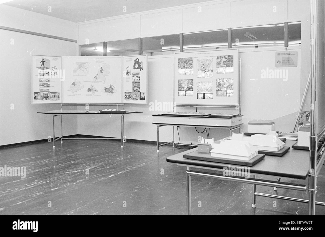 Color enhancing Black and White Stock Photos & Images - Alamy