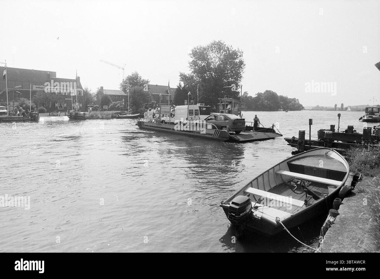 Kaageiland Kaag ferry seen from Buitenkaag Kaag, Whizgle News, Dutch ...
