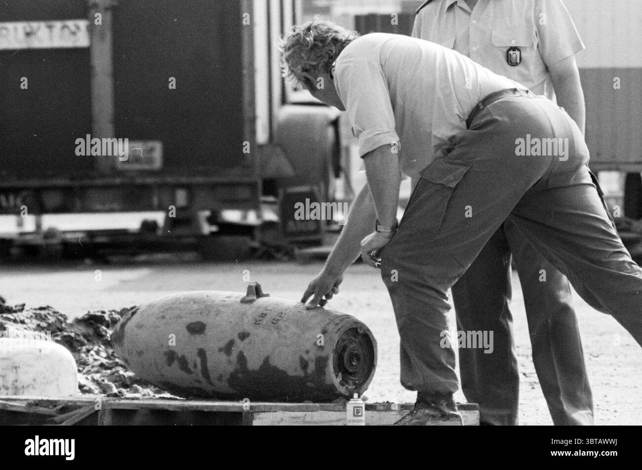 P4 schiphol parking lot hi-res stock photography and images - Alamy