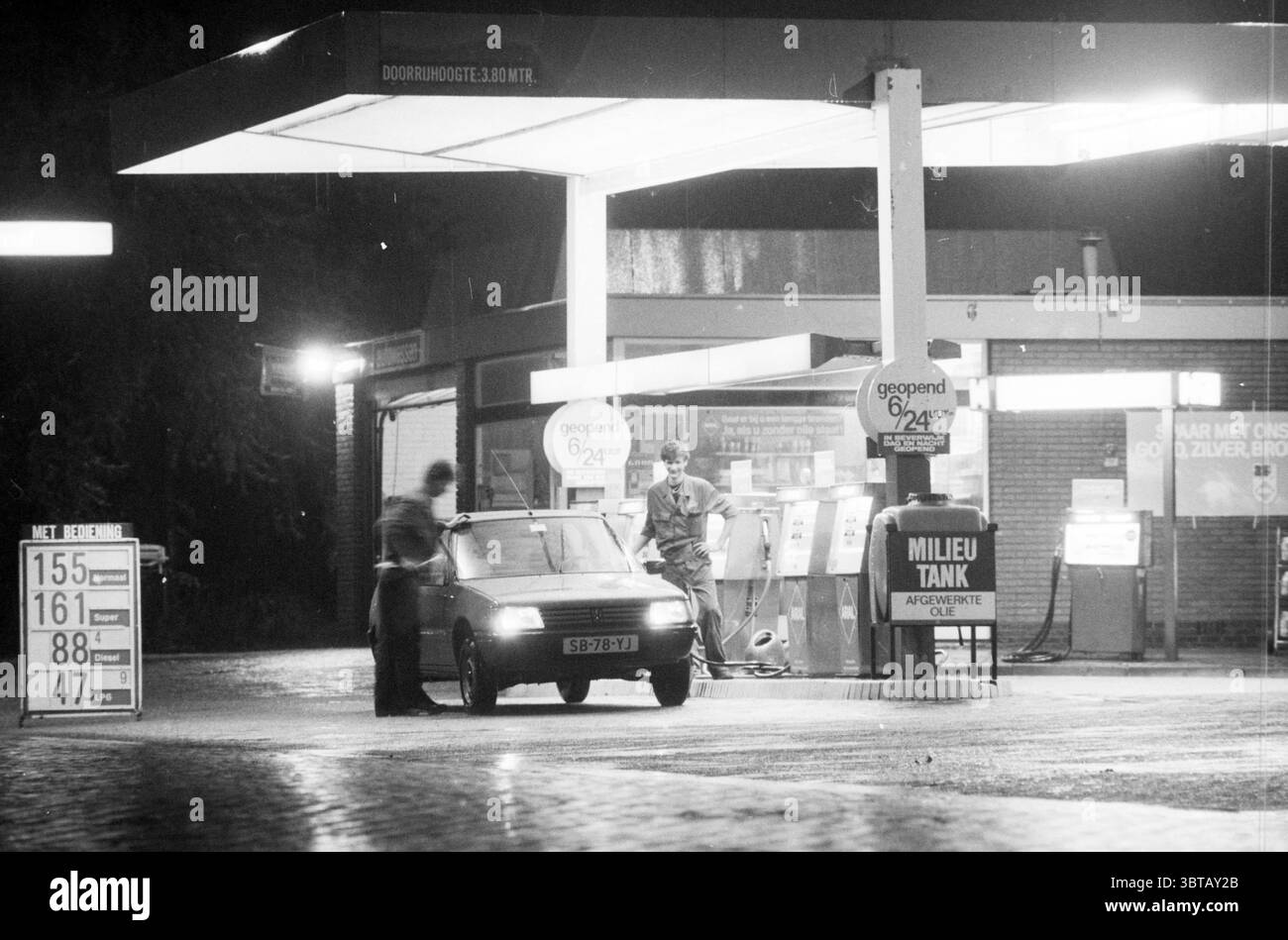 Beverwijk gas station hi-res stock photography and images - Alamy