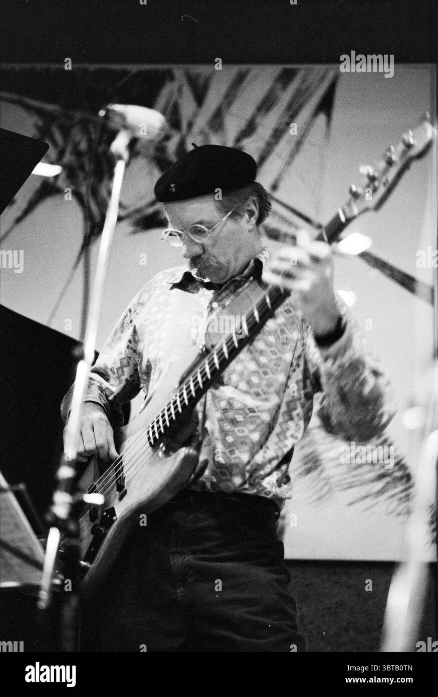 Art performance in front Black and White Stock Photos & Images - Alamy