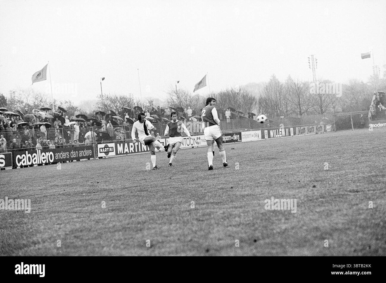 Soccer players in red uniforms Black and White Stock Photos & Images ...