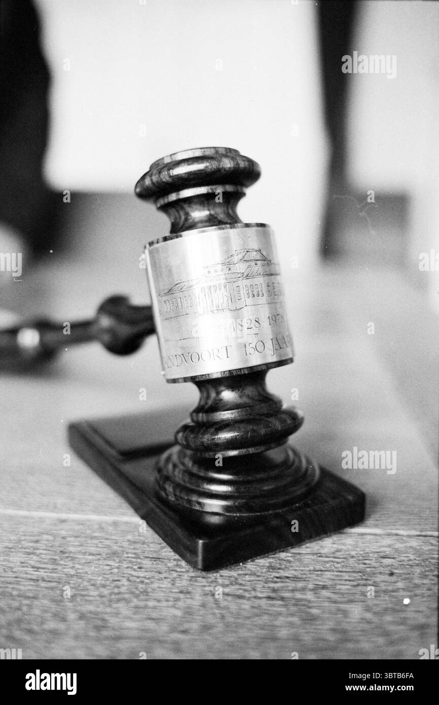 Engraved lettering wood Black and White Stock Photos & Images - Alamy