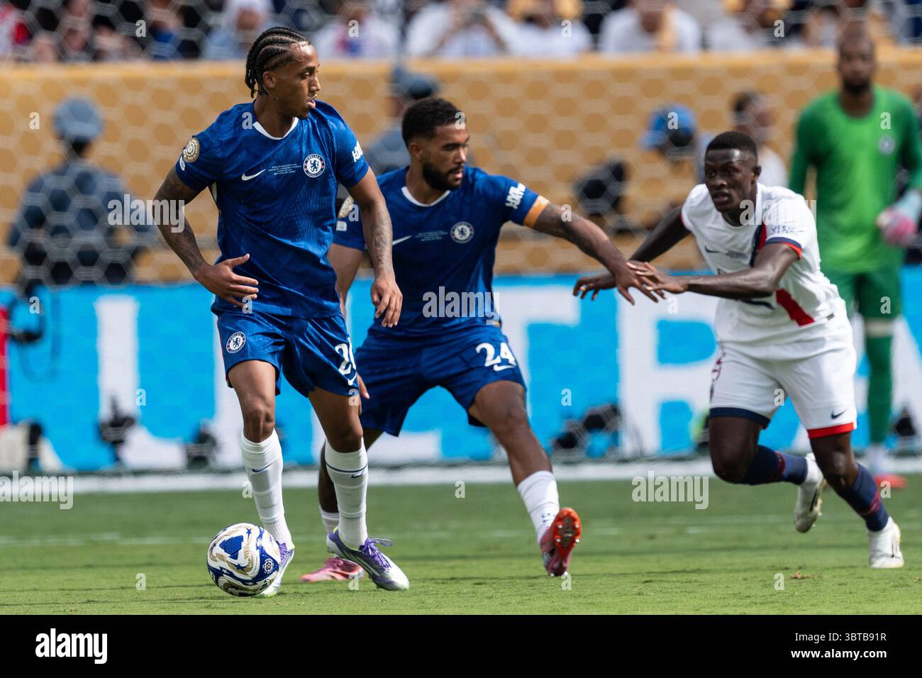 Joao Pedro (20) of Chelsea FC controls the ball during FIFA Club World Cup 2025: Chelsea FC vs ...
