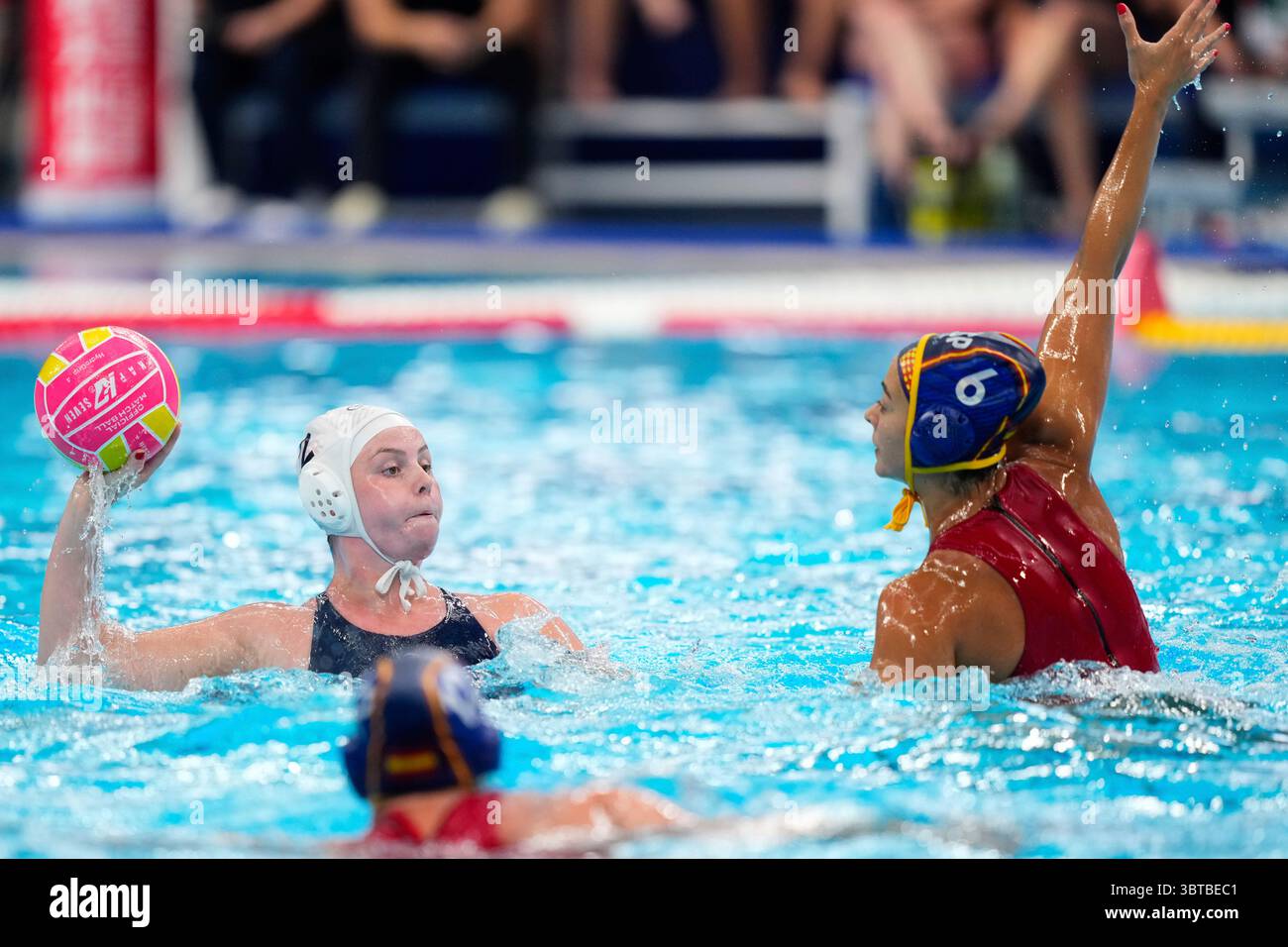 Great Britain's Anya Clapperton, left, and Spain's Paula Crespi Barriga ...
