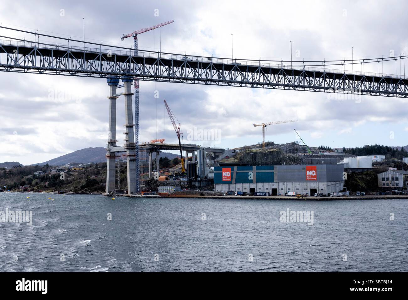 Construction of the New Sotra Bridge in april 2025 and the Sotra Bridge ...