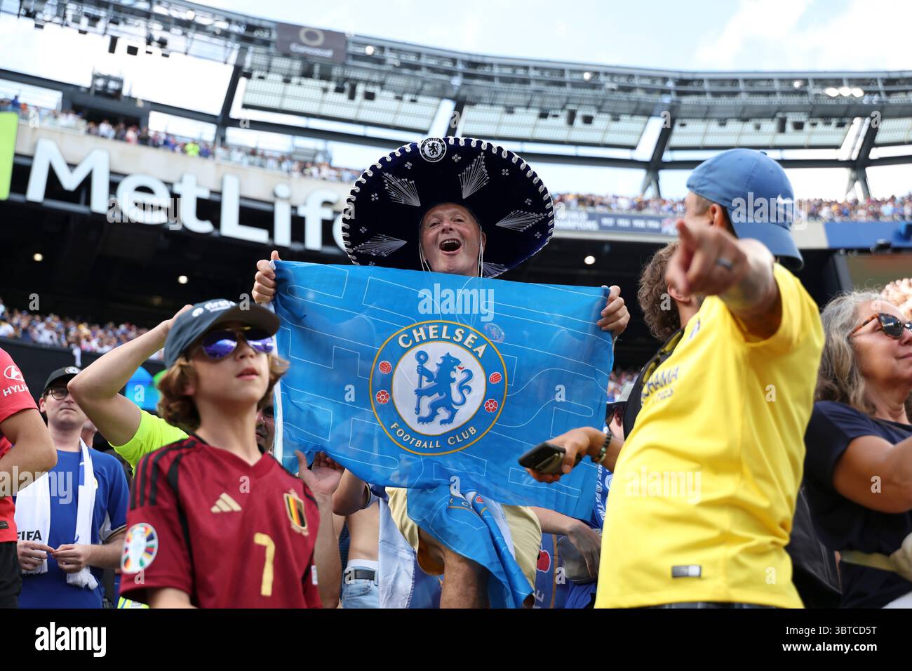 East Rutherford, New Jersey, USA. 13th July, 2025. A Chelsea FC fan ...