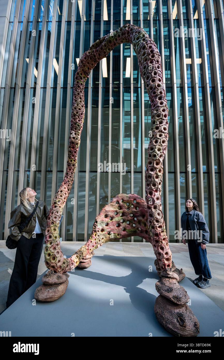 London, UK. 15 July 2025. ‘Looping Loop’, 2025, by Andrew Sabin at the ...