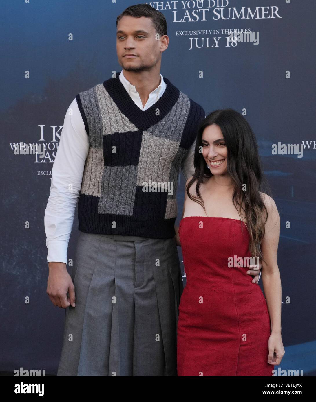 (L-R) Tyriq Withers and Jennifer Kaytin Robinson at the Columbia ...