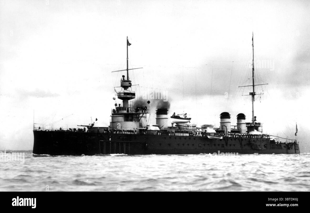 French battleship wwi Black and White Stock Photos & Images - Alamy