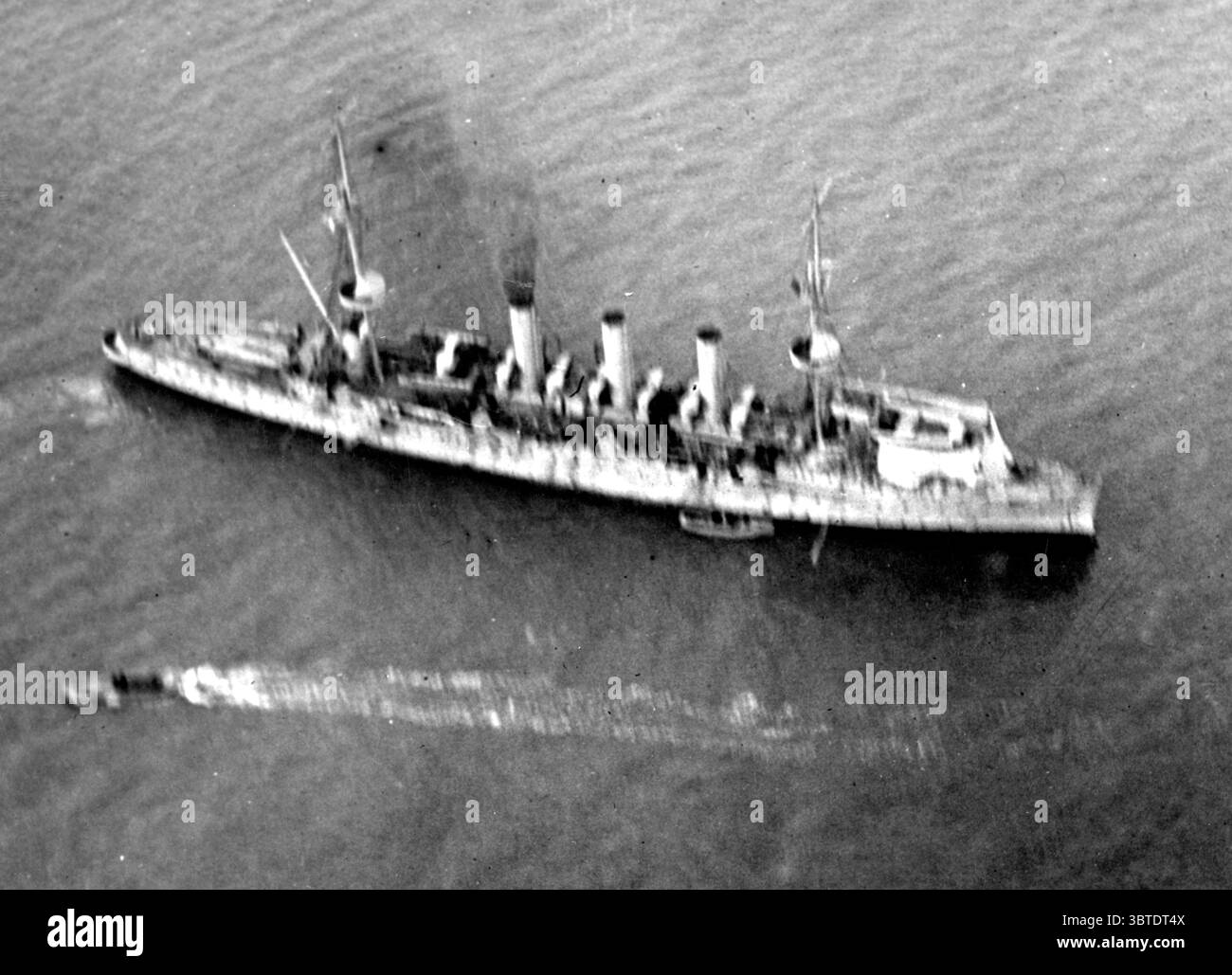 British aircraft carrier tender HMS Hermes Stock Photo - Alamy