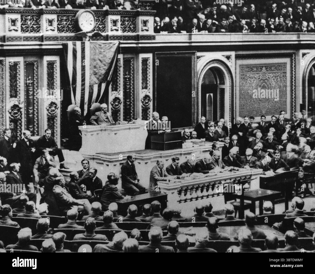 President Woodrow Wilson urging a declaration that a state of war ...