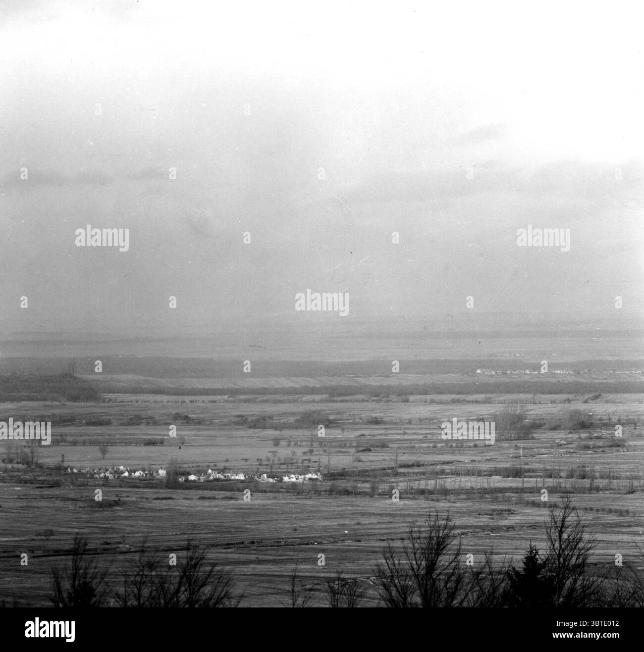 Front view views Black and White Stock Photos & Images - Alamy