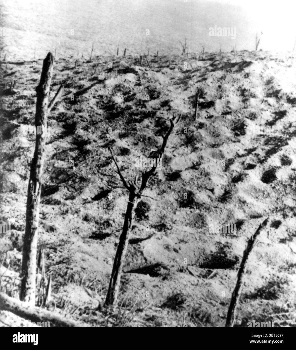 Verdun first world war one 1 Black and White Stock Photos & Images - Alamy