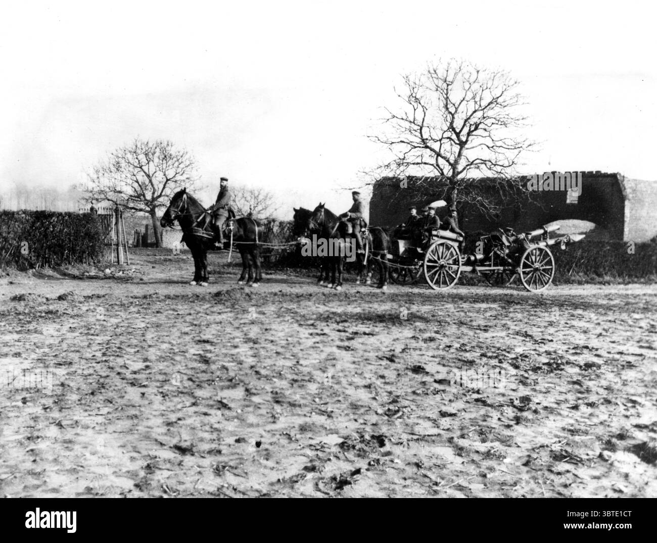 Periscope position Black and White Stock Photos & Images - Alamy
