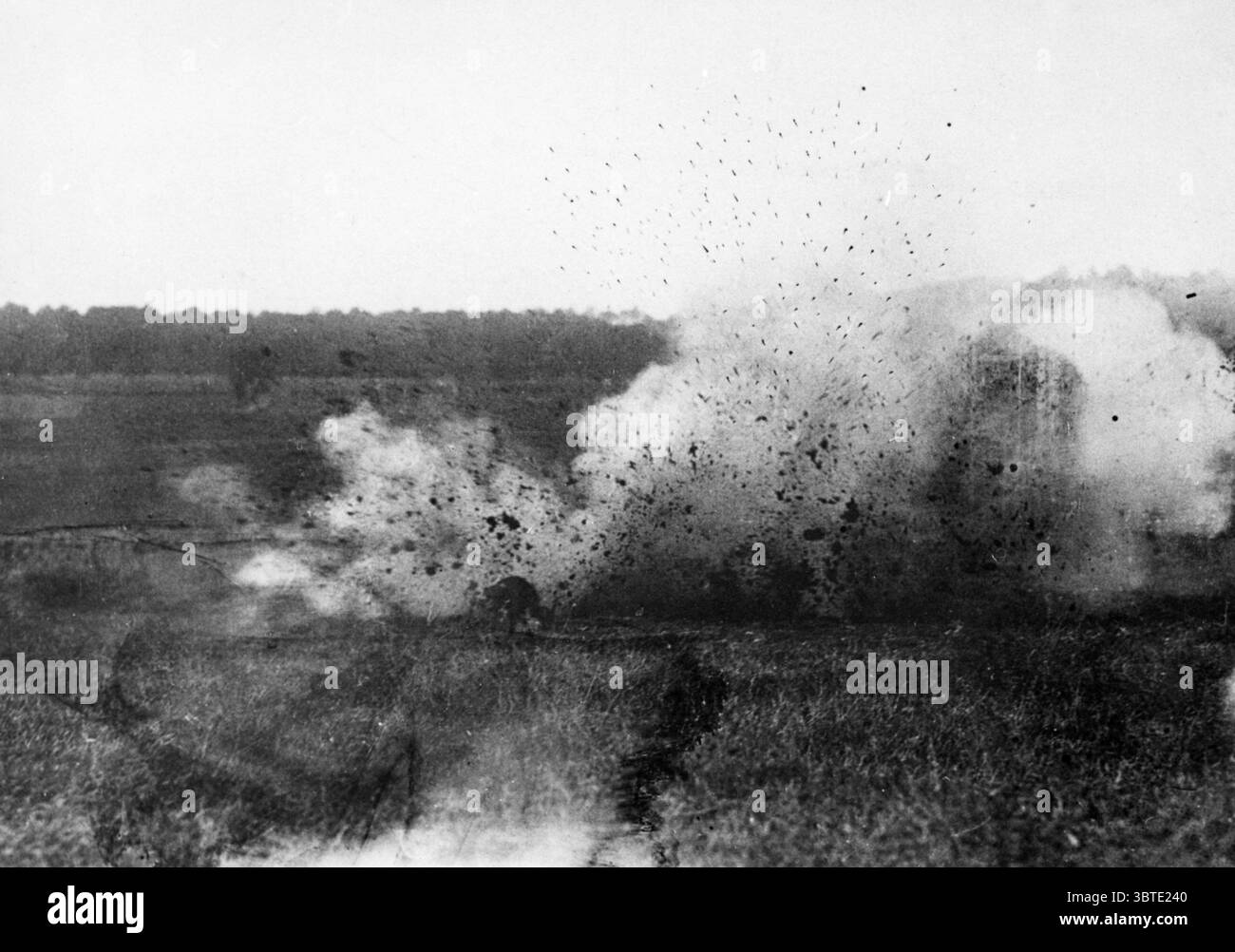 Explosion battlefield Black and White Stock Photos & Images - Alamy