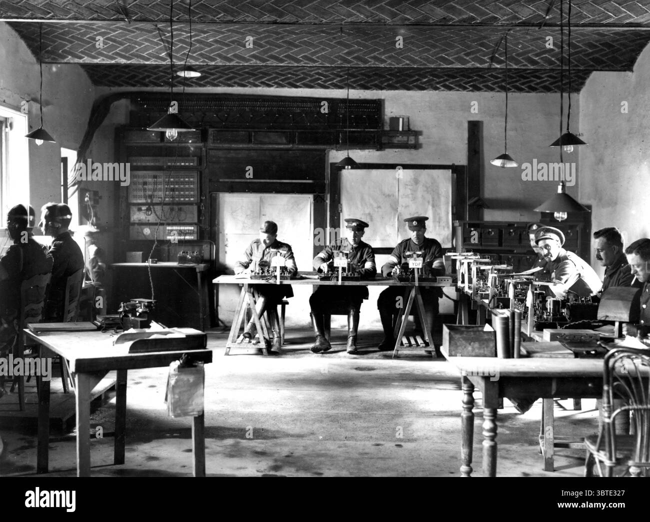 Corps signal hi-res stock photography and images - Alamy