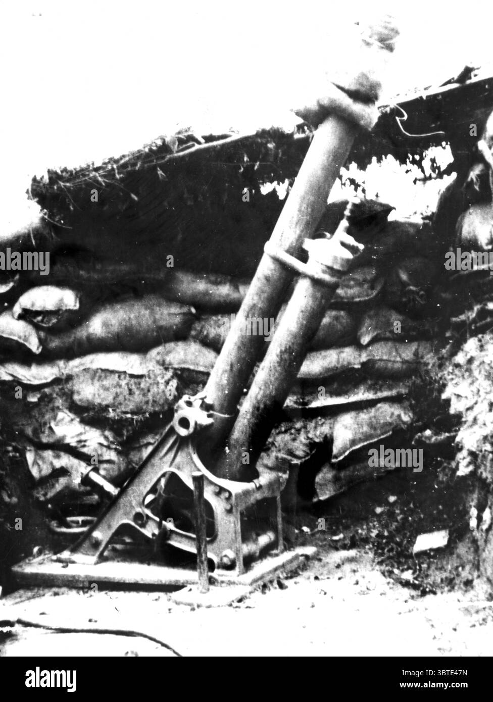A trench Mortar stands ready Stock Photo - Alamy