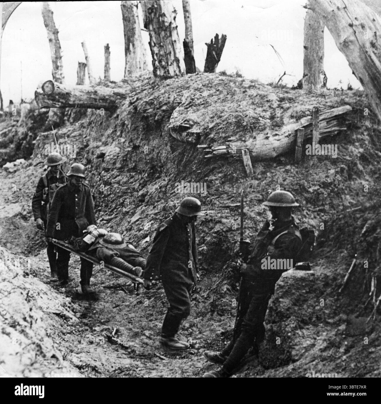 Acting as stretcher bearers hi-res stock photography and images - Alamy