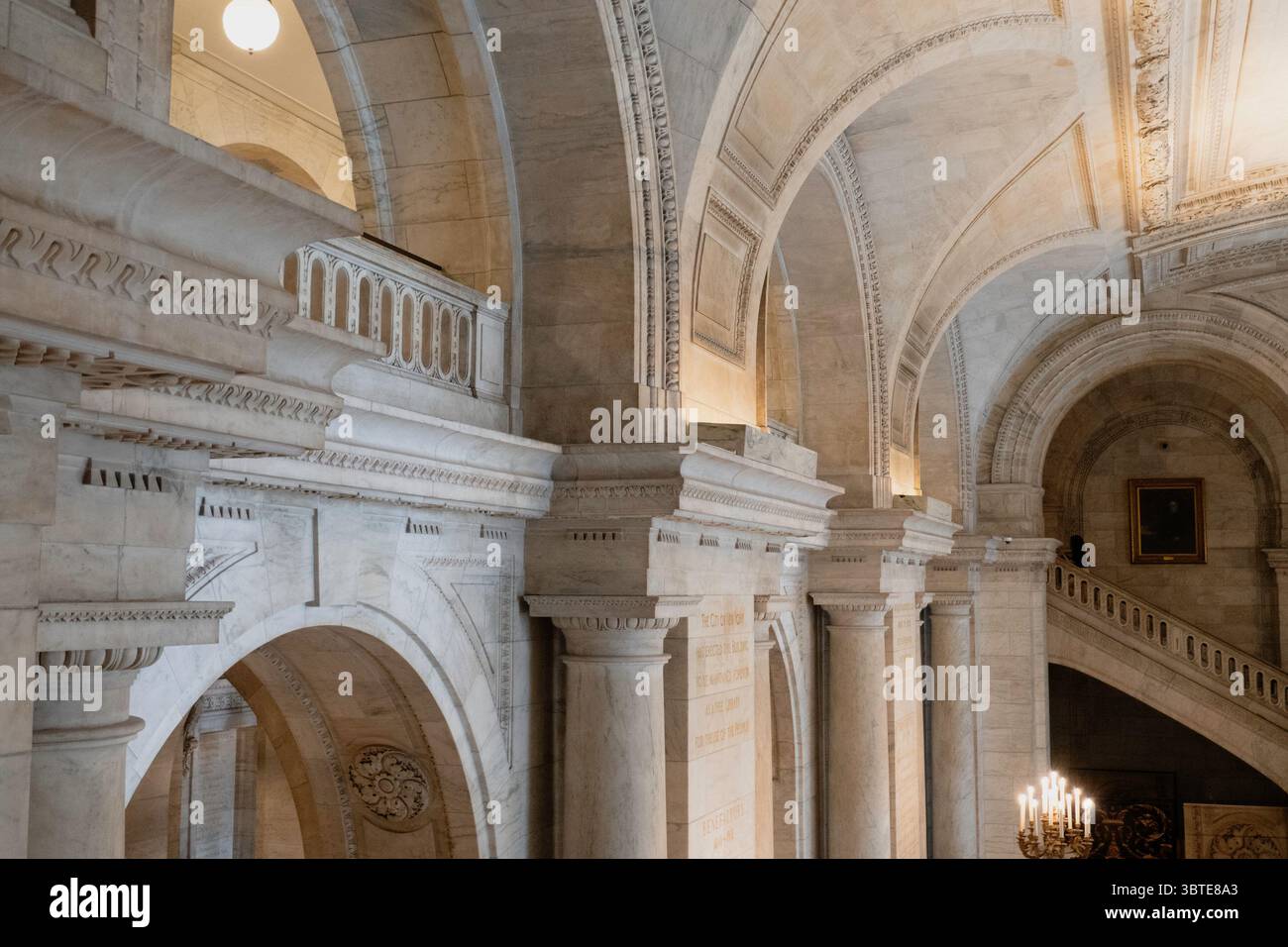 Gilded ceiling library hi-res stock photography and images - Alamy