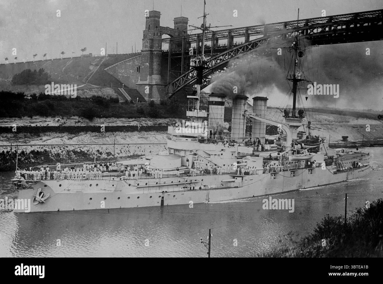 Imperial German Navy . SMS Braunschweig was the first of five pre ...