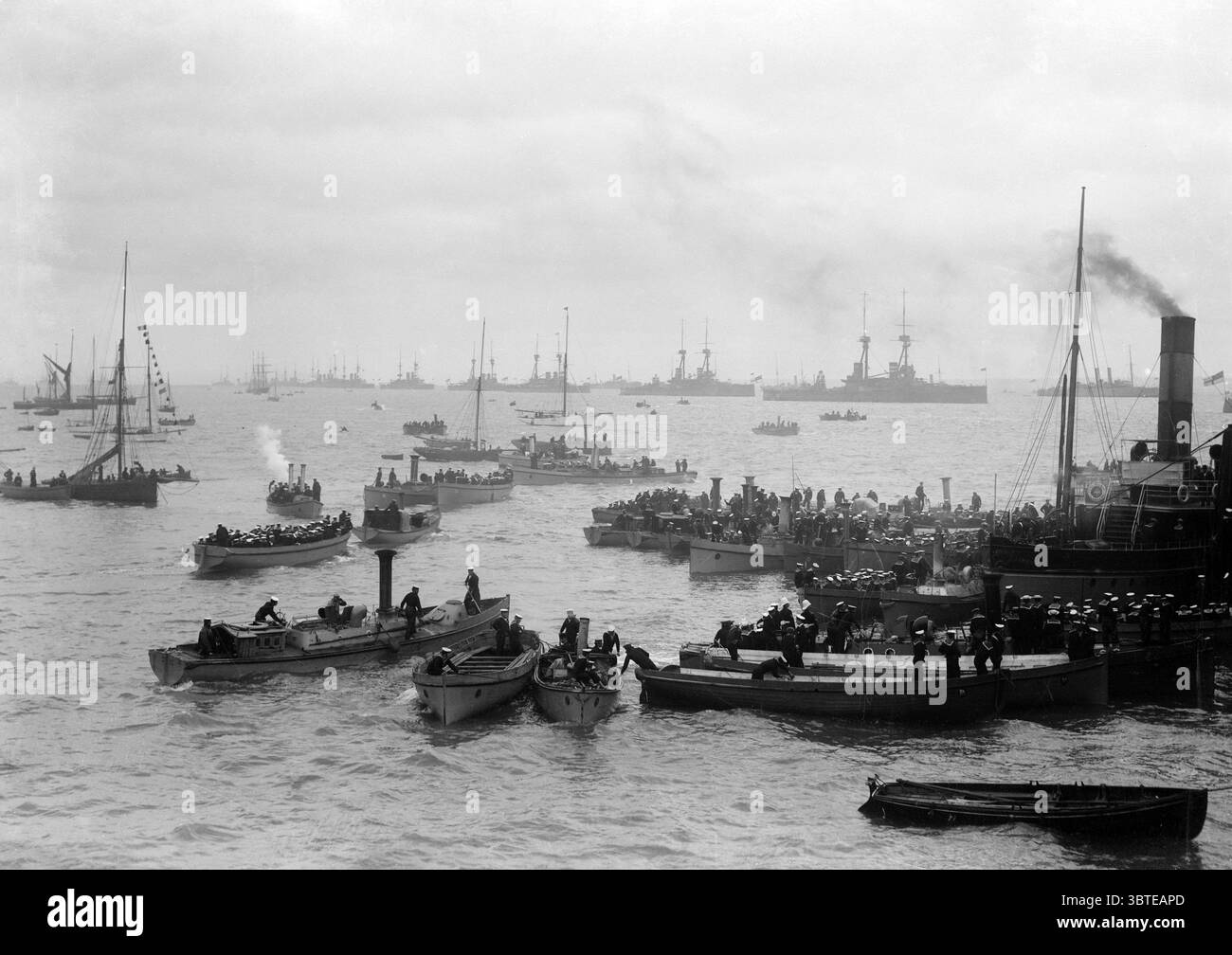 Harbour activity scene Black and White Stock Photos & Images - Alamy