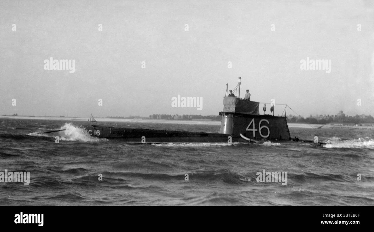 British Royal Navy . H M Submarine C1 6 , going out on patrol . 1914 ...
