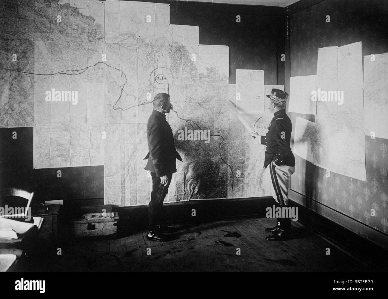 French Millitary commanders looking at a strategic operations map of ...