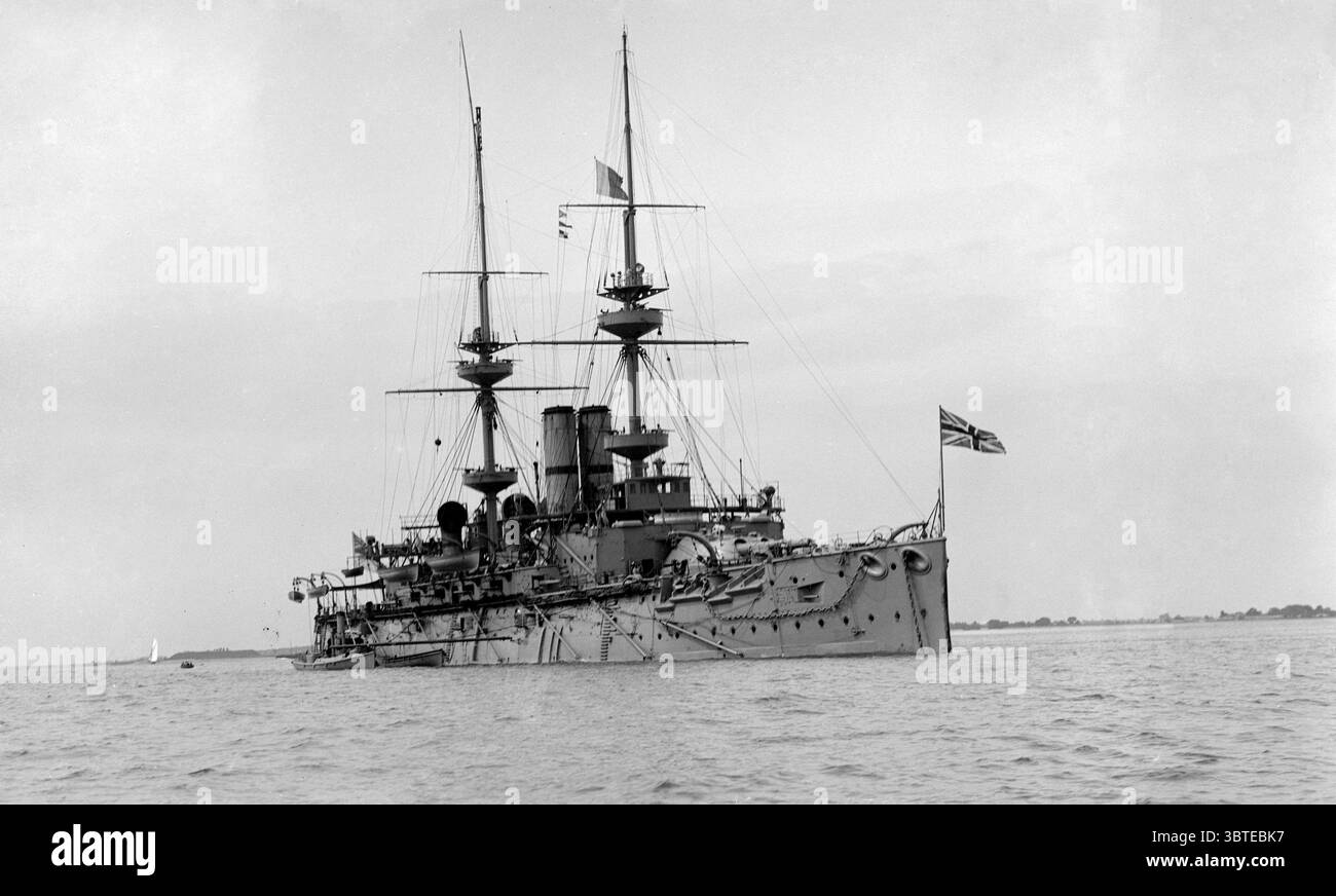 HMS Jupiter of the Royal Navy 1914 a Leander-class frigate of the Royal ...