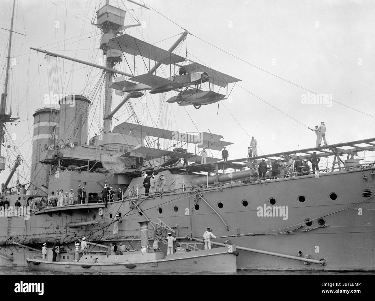 HMS. Hibernia a King Edward VII-class predreadnought battleship of ...