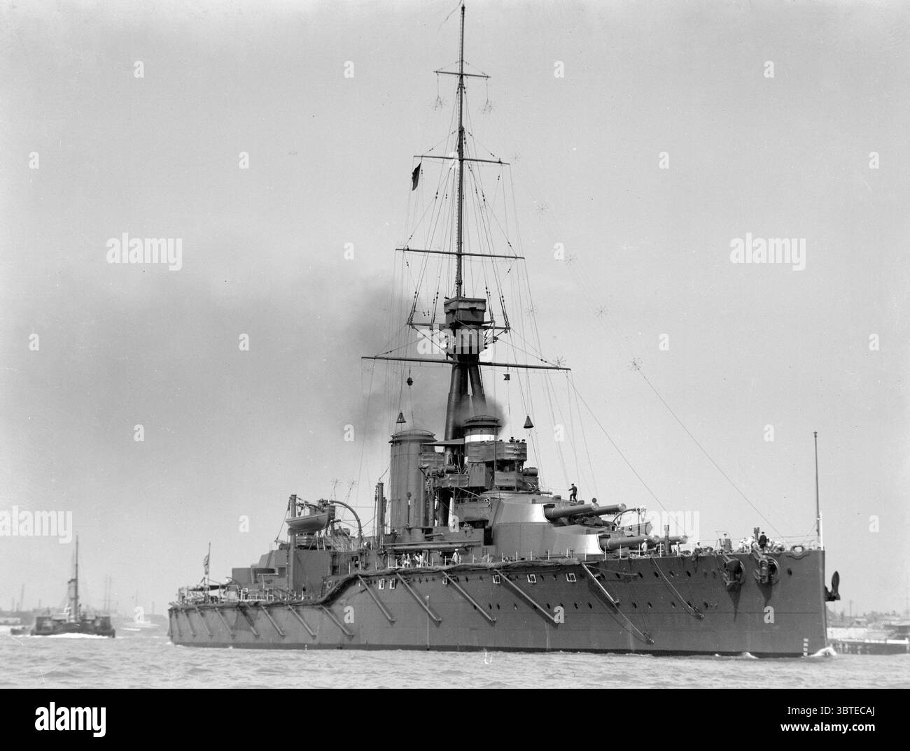 Hms monarch 1914 hi-res stock photography and images - Alamy