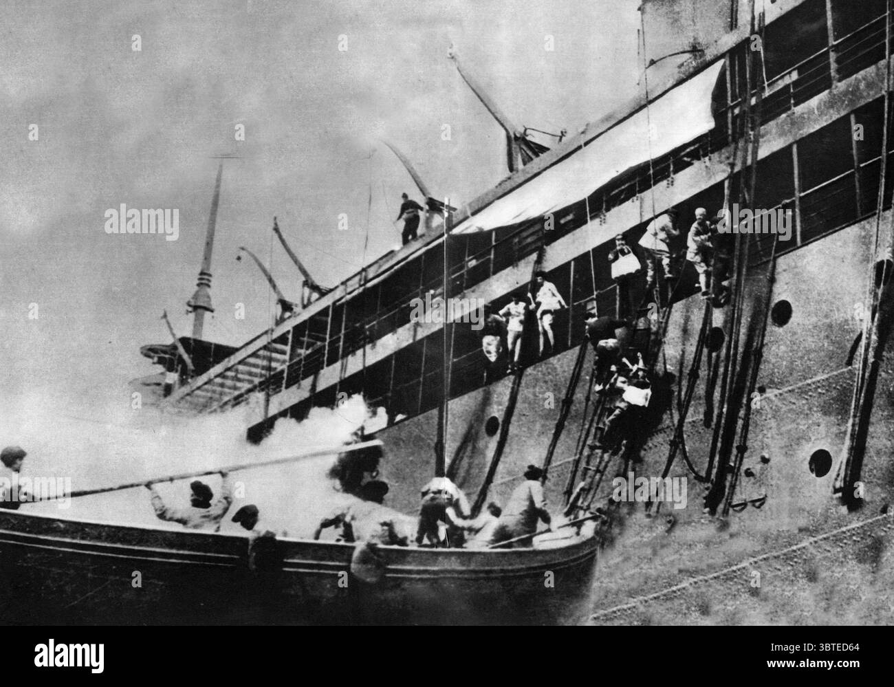 First World War Torpedoed French Transport Santay sinking in the ...