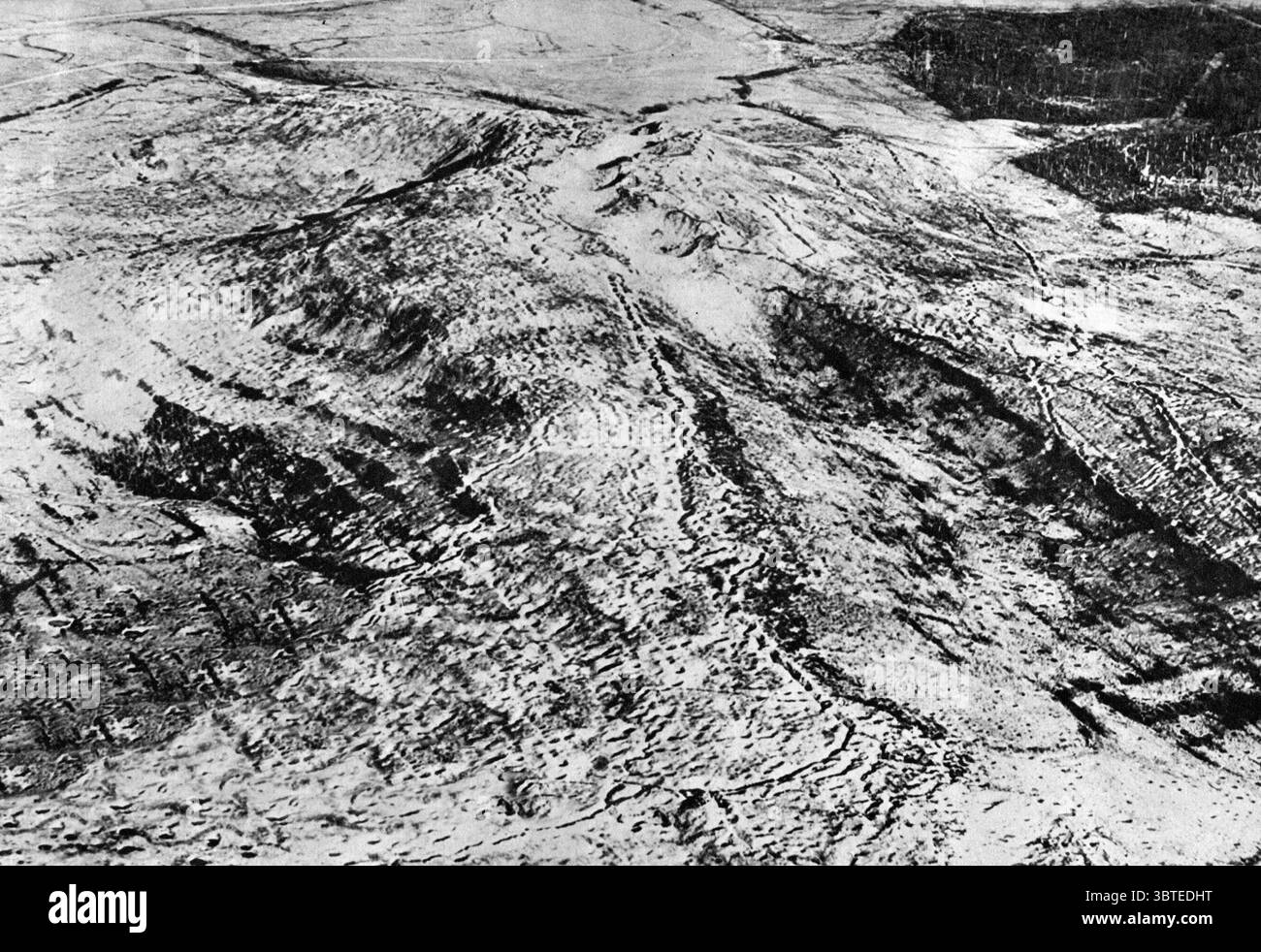 First World War Aerial view of zig-zag trenches of the Hindenburg Line ...
