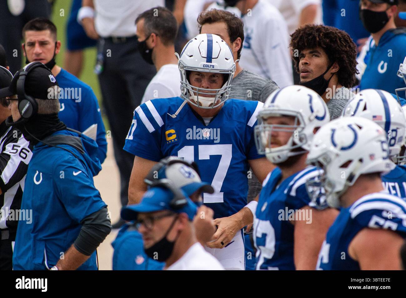 Philip rivers colts sideline hi-res stock photography and images - Alamy